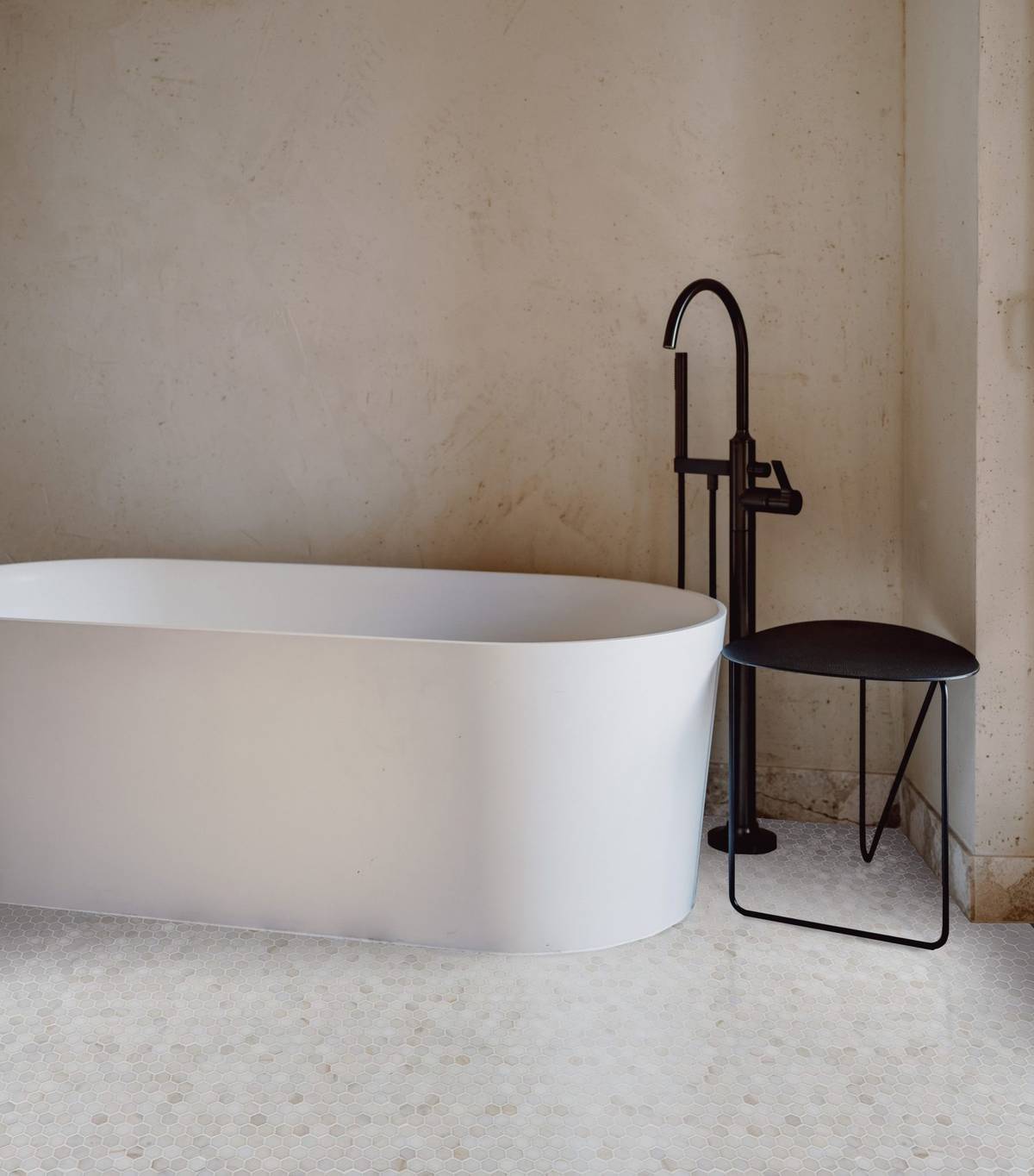 clé calacatta gold | hex mosaic sheet ~ 1"x1 0.125"x0.375" – clé tile