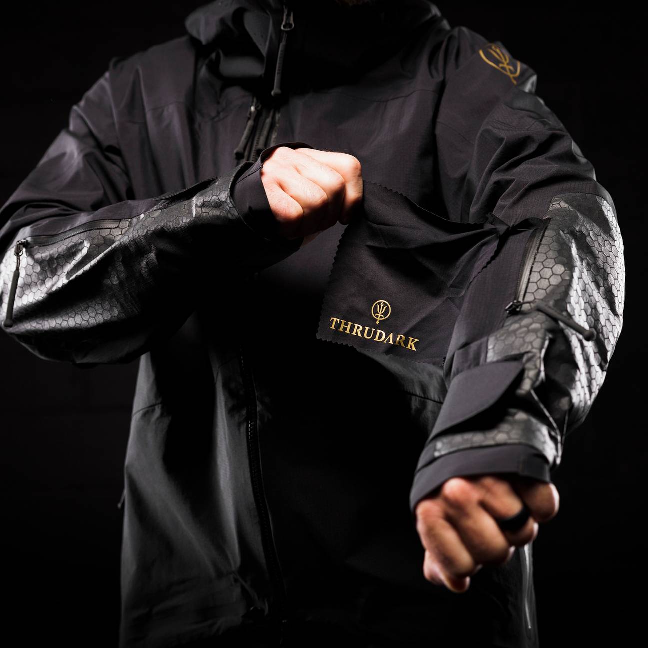 Rōnin Tanto Full Zip Snow Jacket | Rōnin Alpine Sports Coat in Black ...