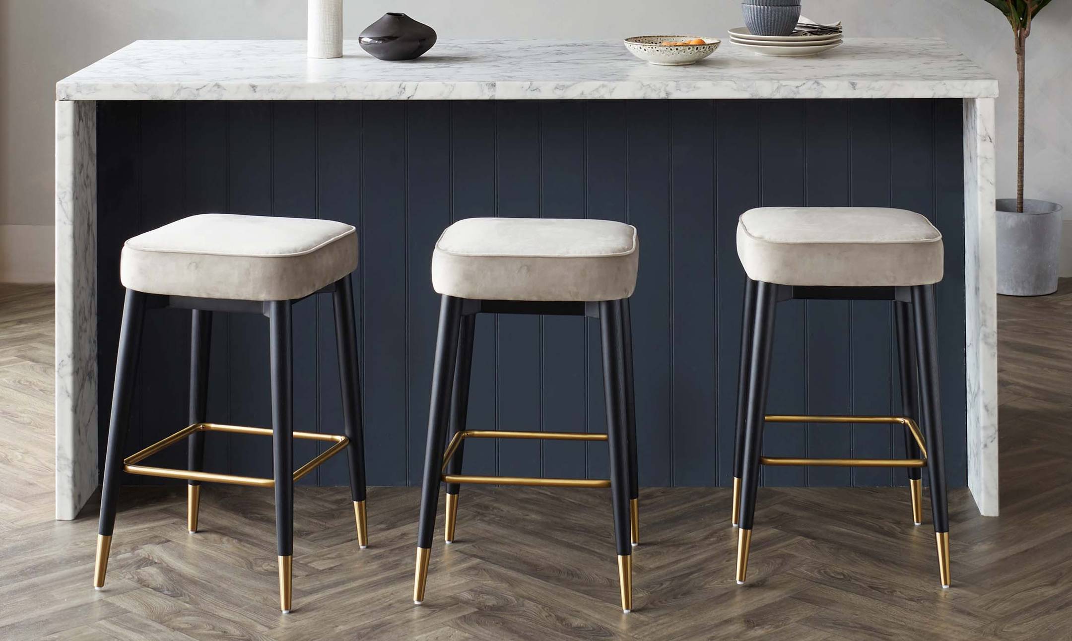 Clover Champagne Velvet Backless Bar Stool by Danetti
