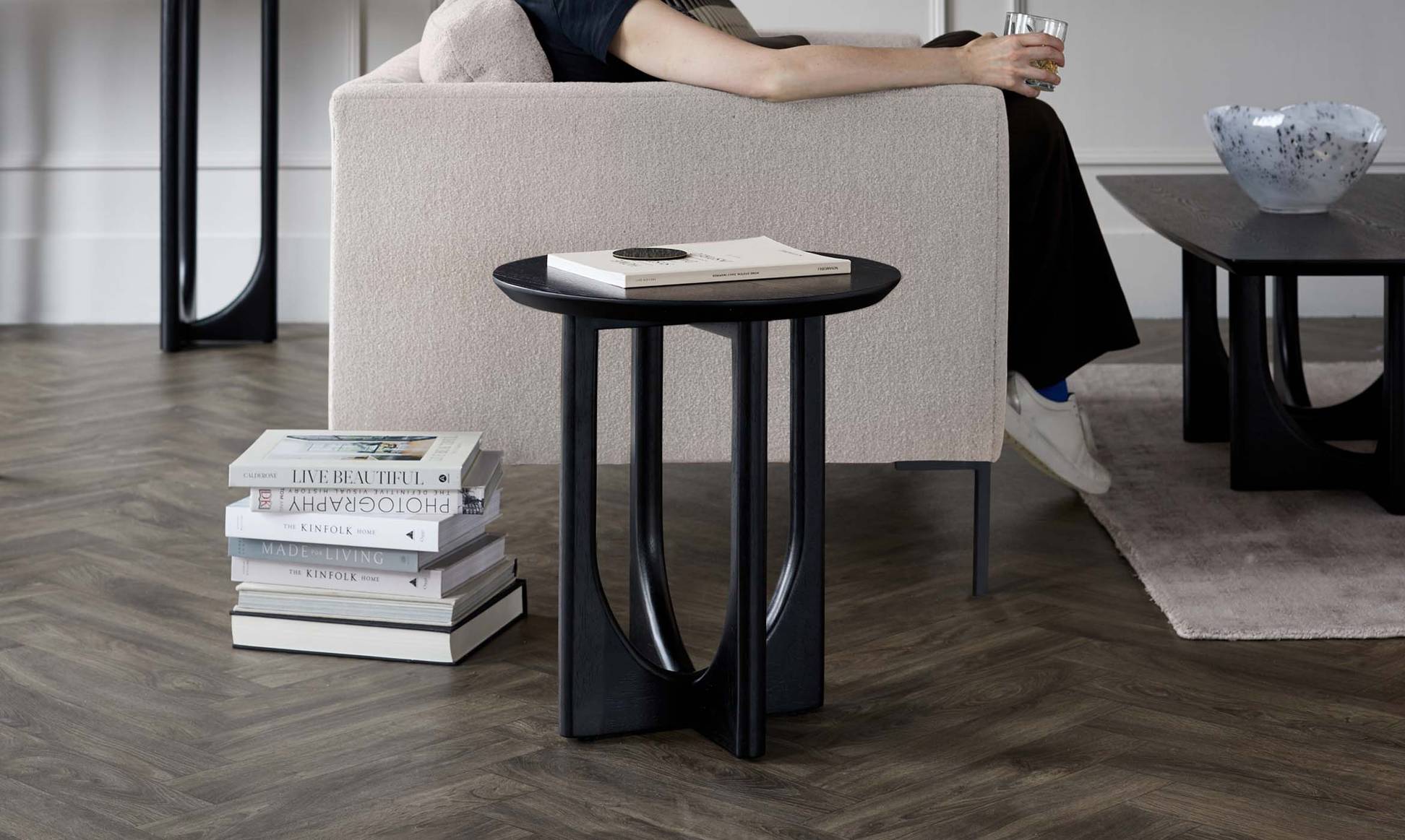Orlan Side Table Black Ash – Danetti