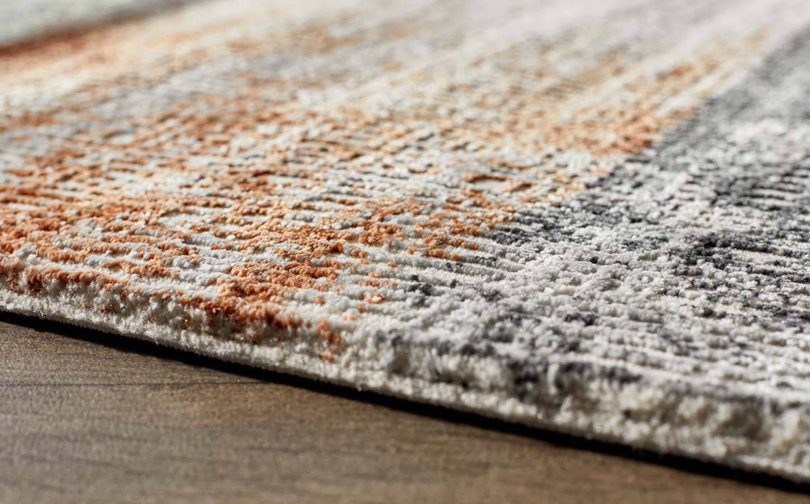 Blurred Large Soft Touch Textured Rug Terracotta – Danetti