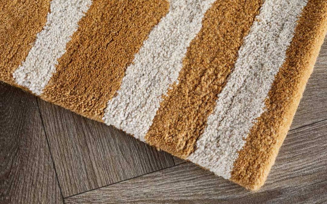 Abstract Swirl Large Sculpted Wool Rug Ochre – Danetti