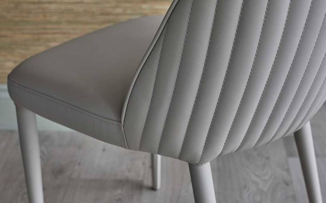 Saylor light grey faux leather dining chair – Danetti