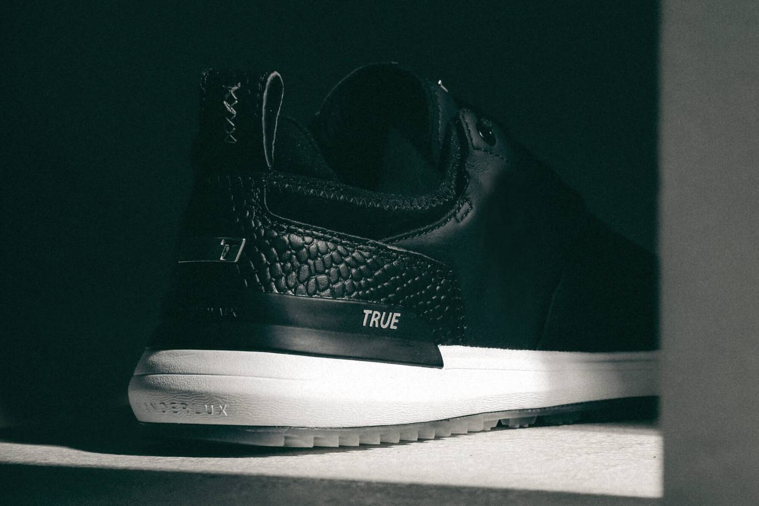 TRUE linkswear™ | Men's LUX Tour Waterproof Golf Shoes – TRUE linkswear ...