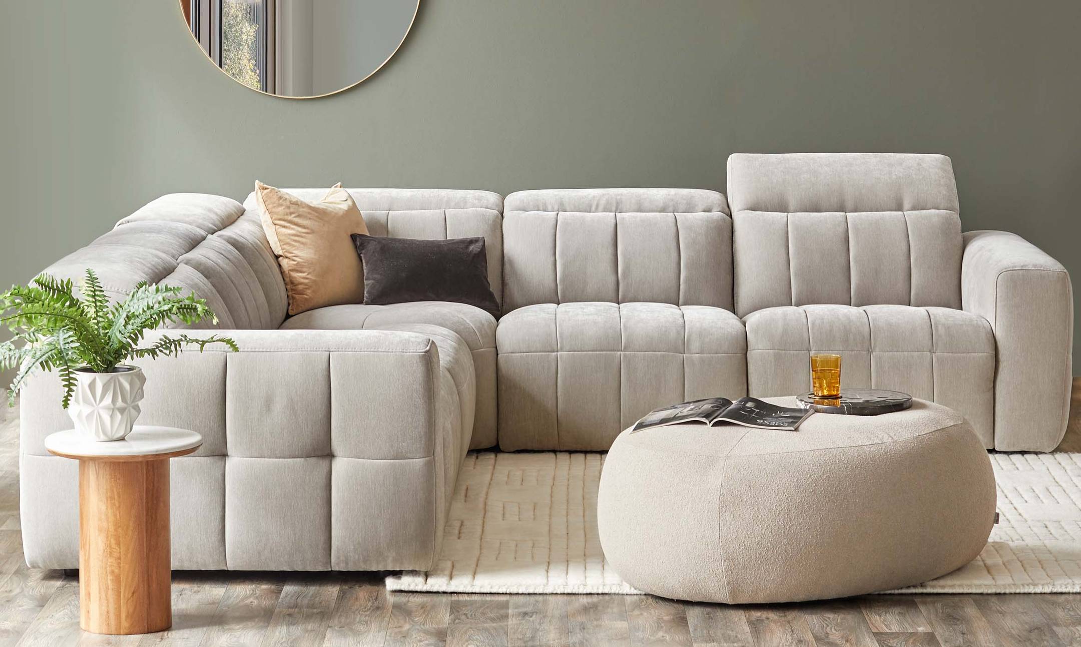 Skye light grey fabric small corner sofa – Danetti