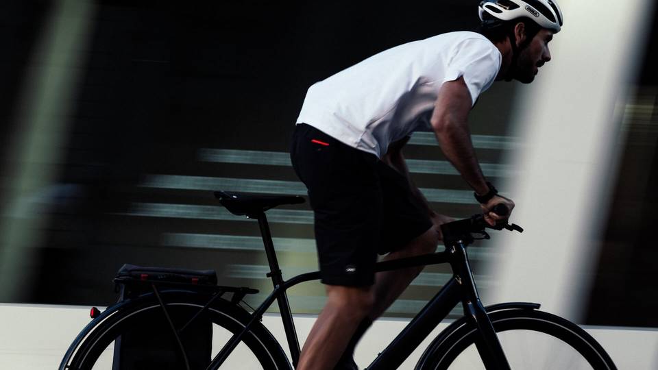 Orbea Vibe H30 EQ 2023 Crossbar eBike – e-bikeshop.co.uk