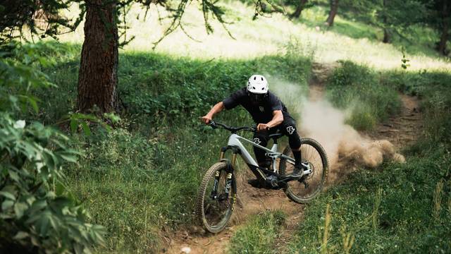 Orbea Wild FS M-Team Carbon 2023 eBike – e-bikeshop.co.uk