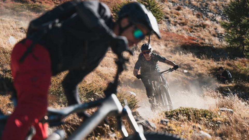 Orbea Rise H30 2024 Electric Bike – e-bikeshop.co.uk