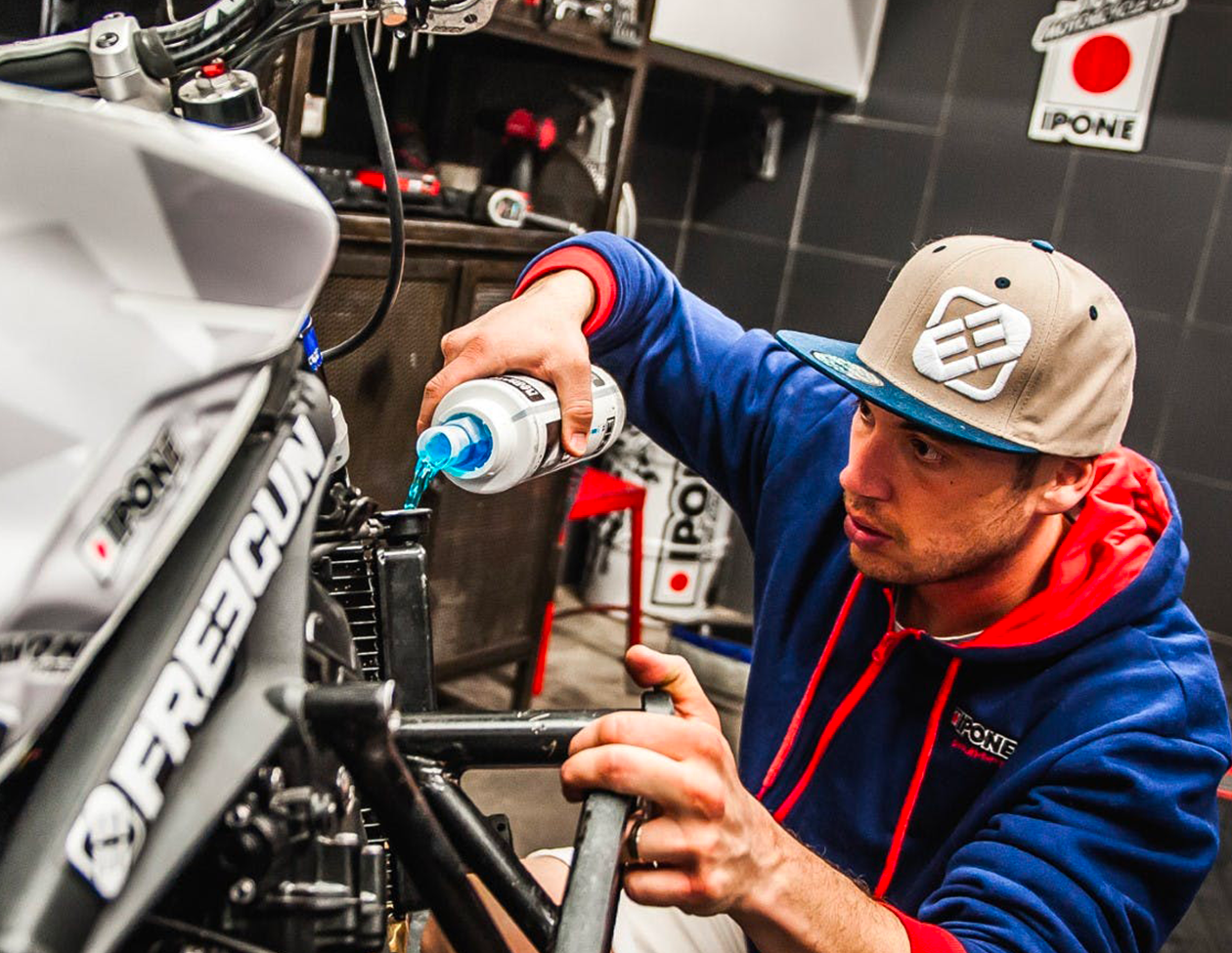 Coolant RADIATOR LIQUID | IPONE