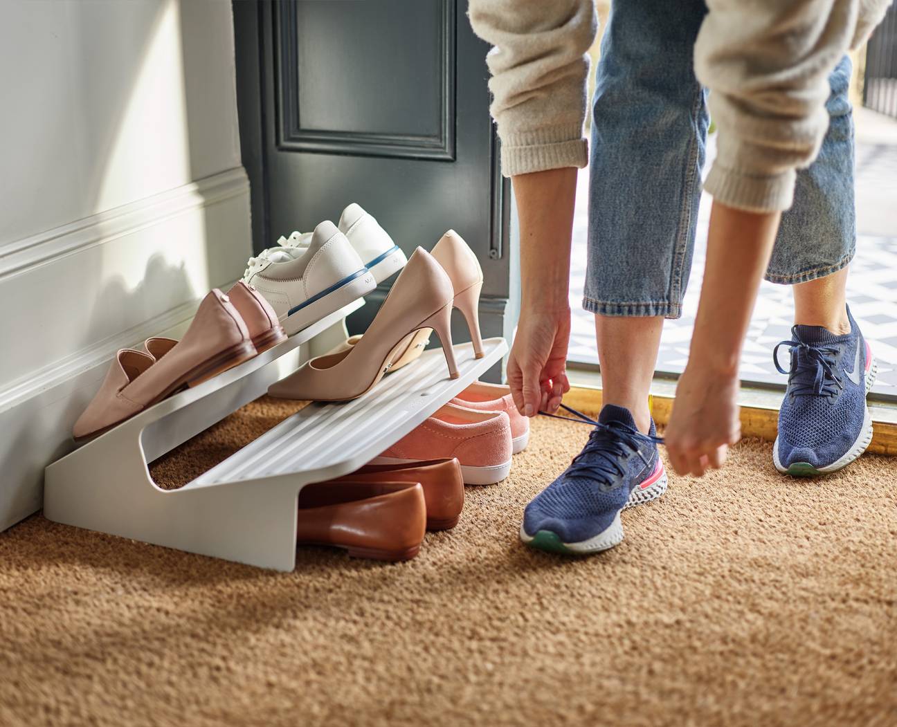 Shoe-in 6-piece Space-Saving Shoe Slots | Joseph Joseph EU